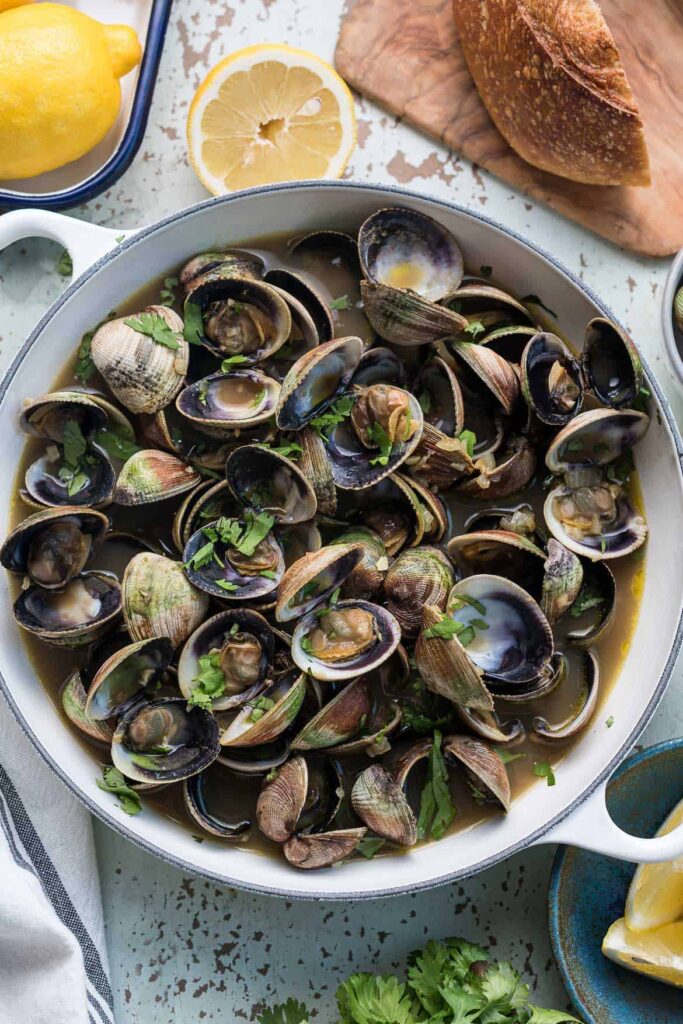 Live Clams - Seafood Society